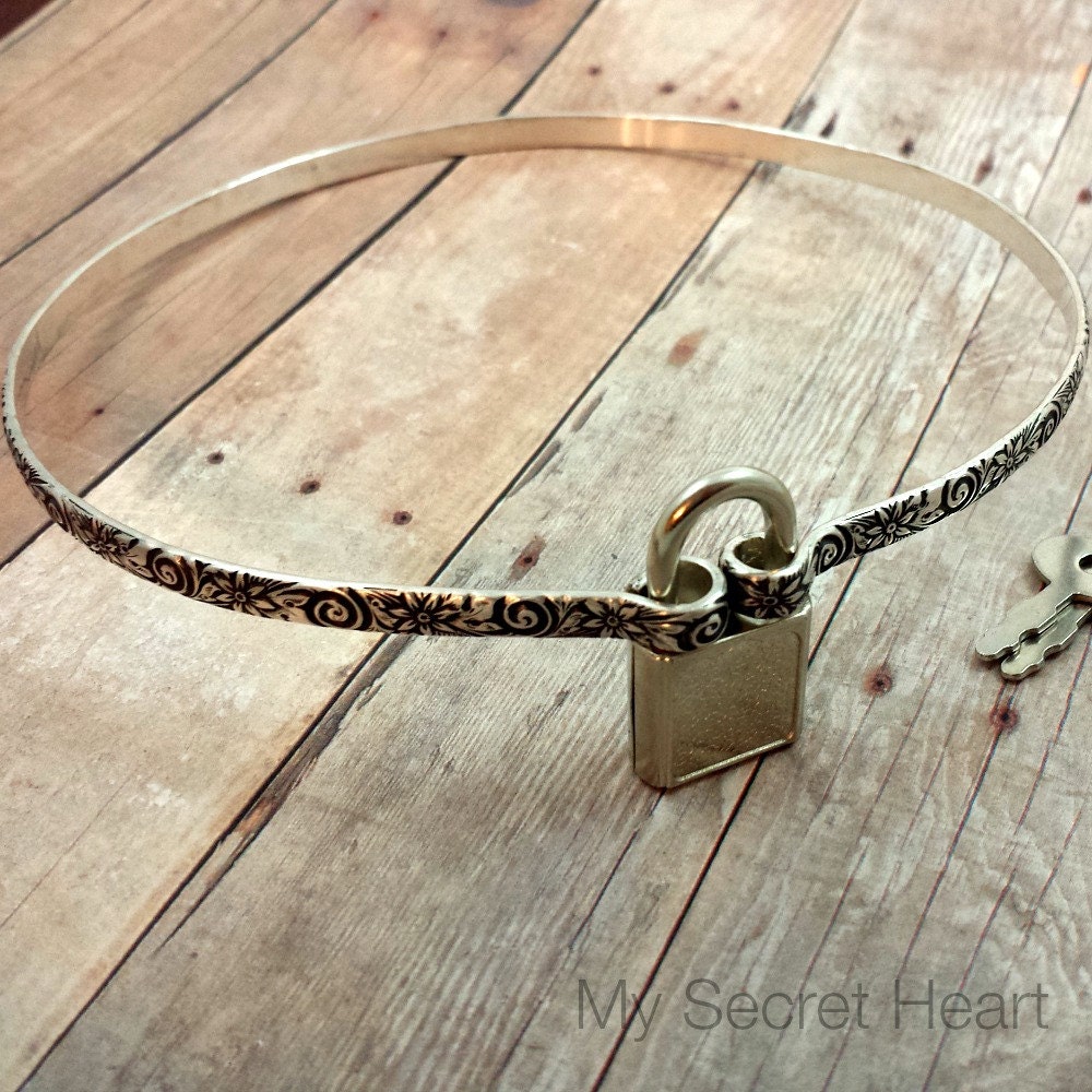 Wild Flower Daytime Locking Submissive Collar slave collar