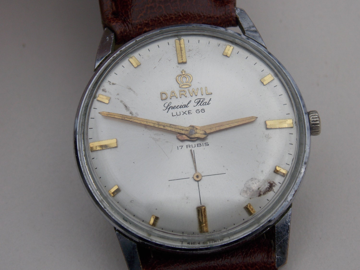 Schweizer Darwil Uhr Darwil spezielle flache Luxe 66 17