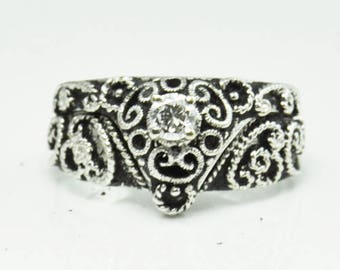 Items similar to Sterling Silver Filigree Scroll Ring on Etsy