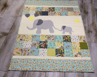 Neutral baby quilt | Etsy