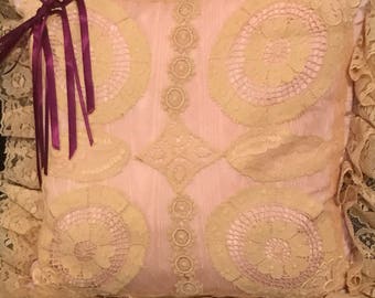 Vintage lace pillow | Etsy