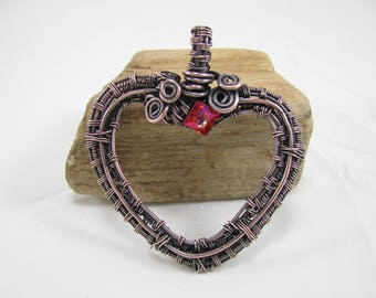 6 Valentine Wire Heart Charm Connections