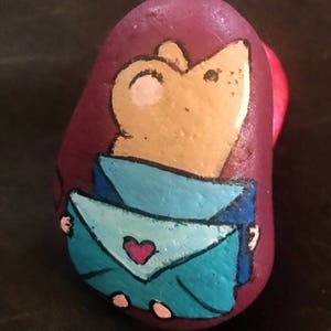 Mouse rock painted | Etsy