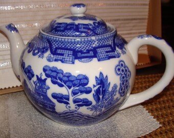Blue willow teapot | Etsy