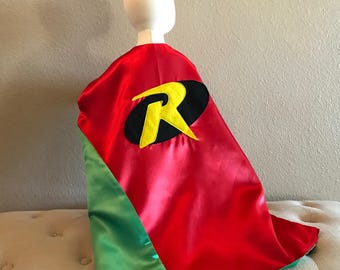 Robin cape | Etsy