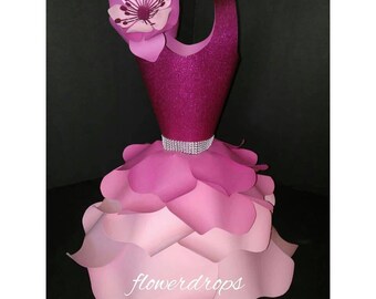 Dress centerpiece | Etsy