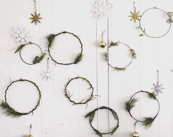 Minimalist wreath | Etsy